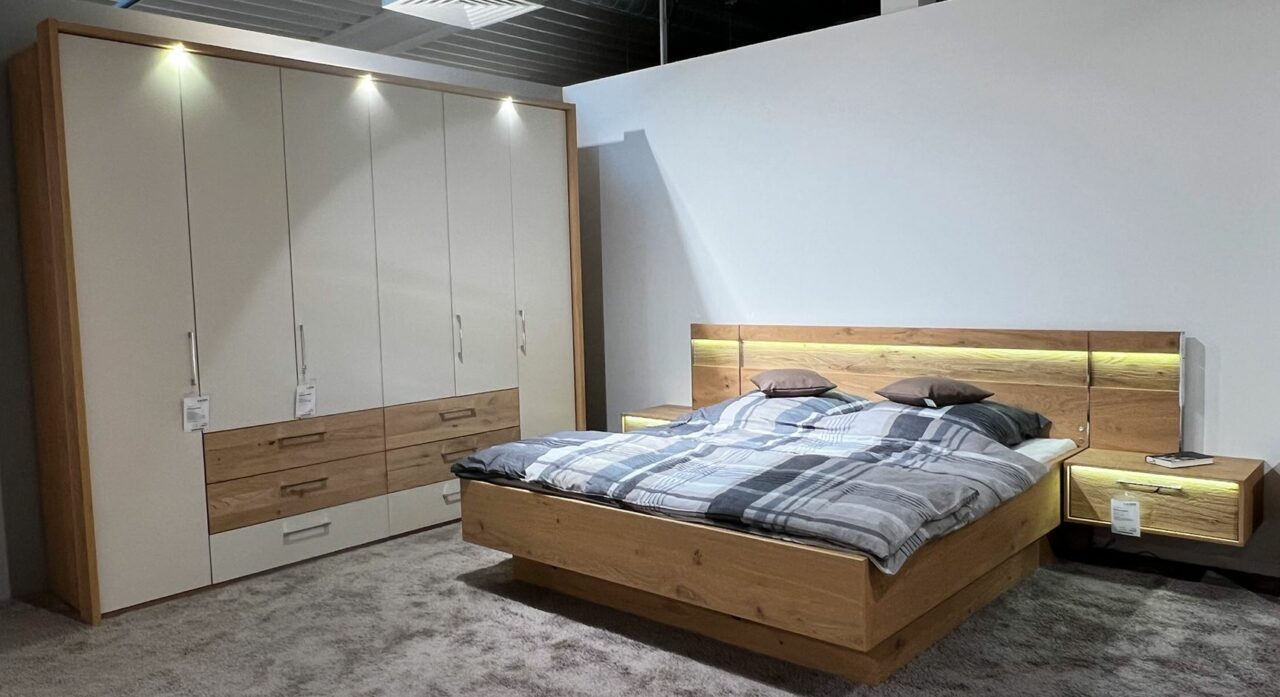 Schone Lutz Abverkauf Ausstellungsstucke Schlafzimmer Bilder